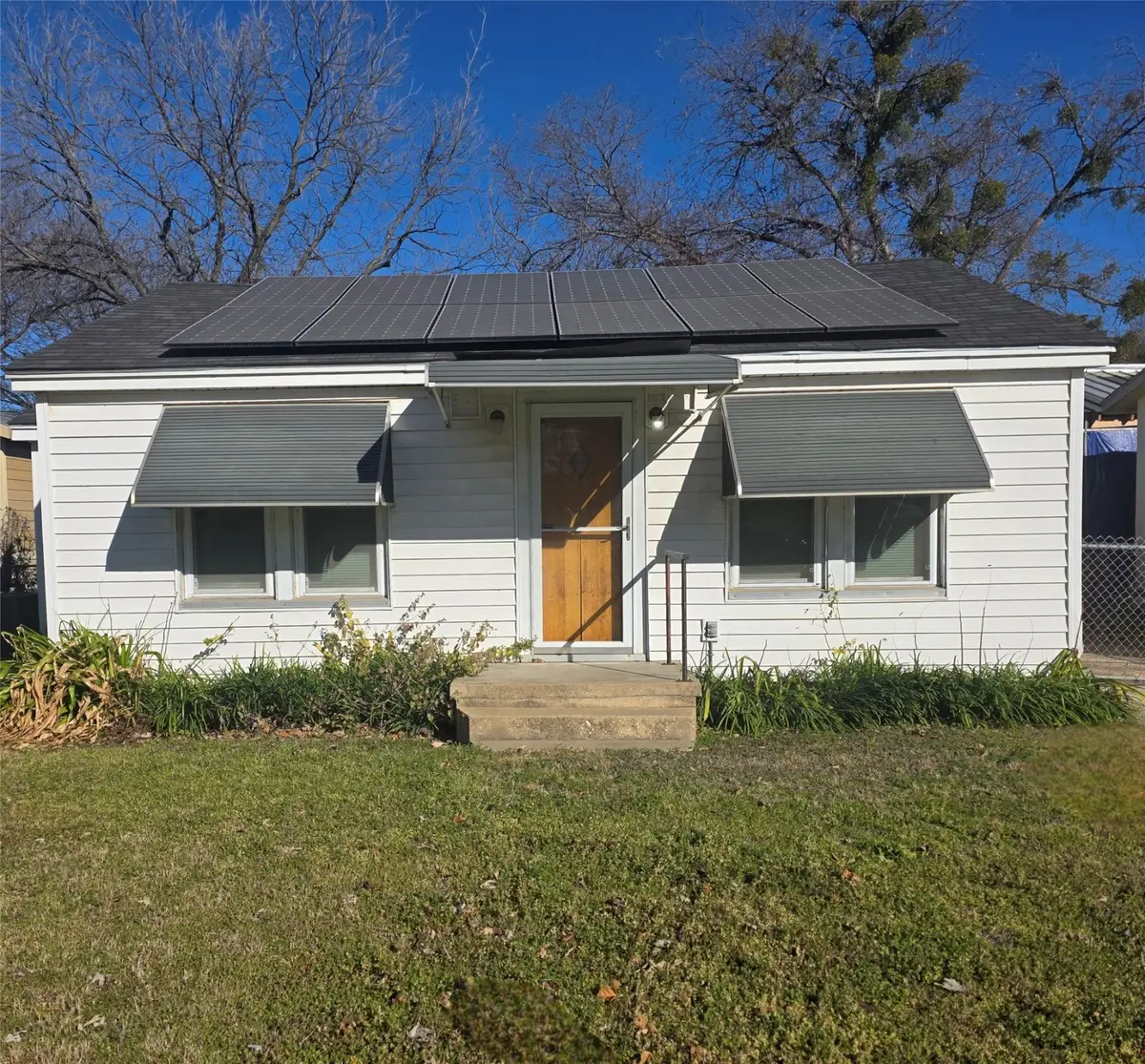 3925 E 4th Street, Fort Worth, TX 76111 | Move Up with ERA