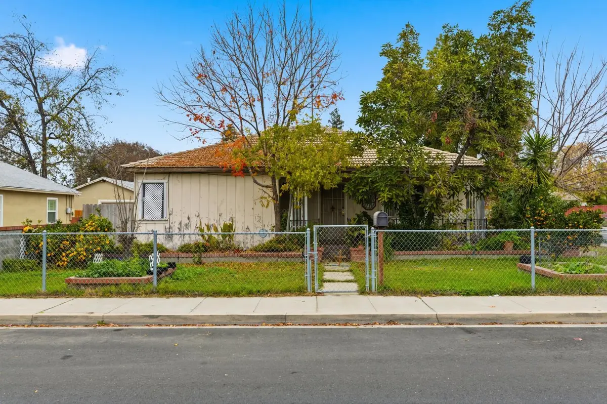 801 Flower Street, Turlock, CA 95380 | Move Up with ERA