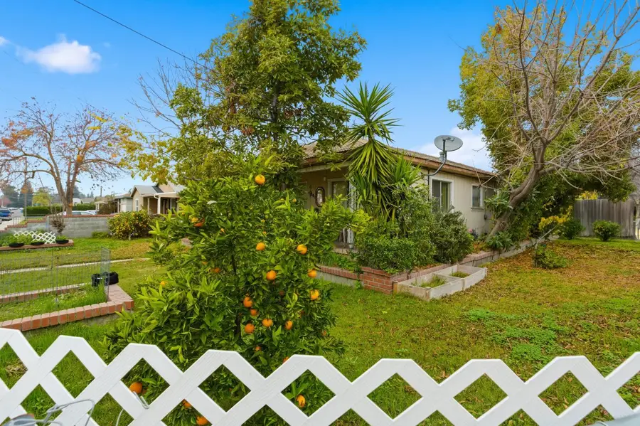 801 Flower Street, Turlock, CA 95380 | Move Up with ERA