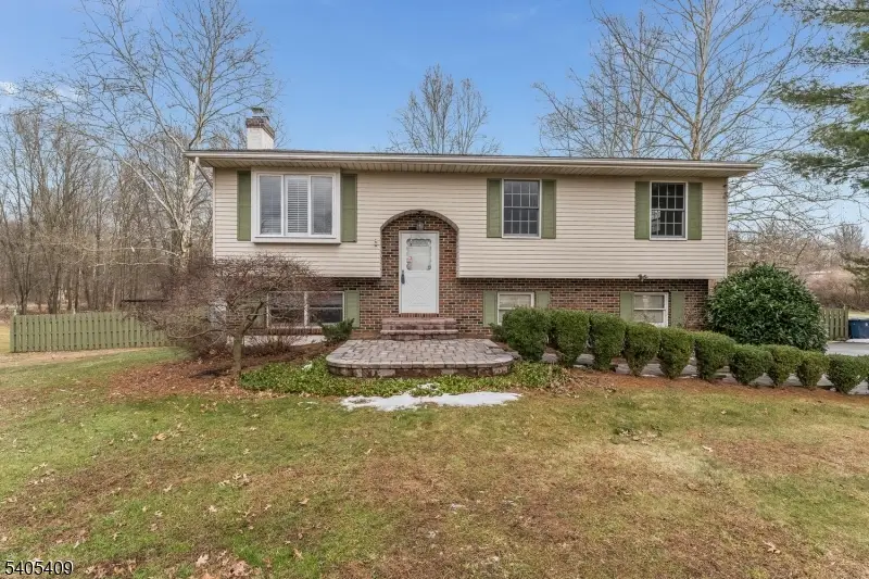 217 Van Syckels Rd, Union Twp., NJ 08827 | Move Up with ERA