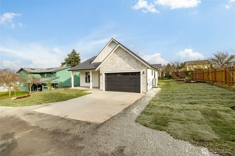 1211 King Street, Anacortes, WA 98221 | Move Up with ERA