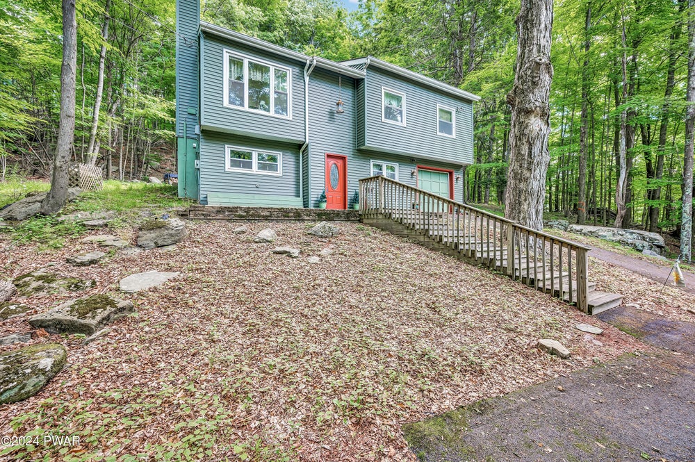 158 Ridgeview Drive, Lake Ariel, PA 18436 - ERA