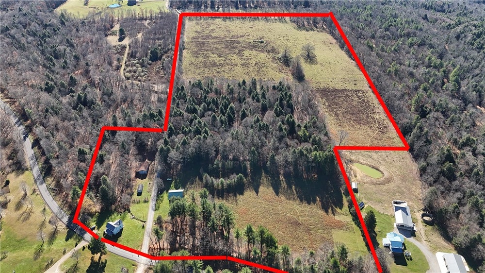 2612 Canoe Ridge Rd, Canoe/Banks Twps, PA 15772 - ERA