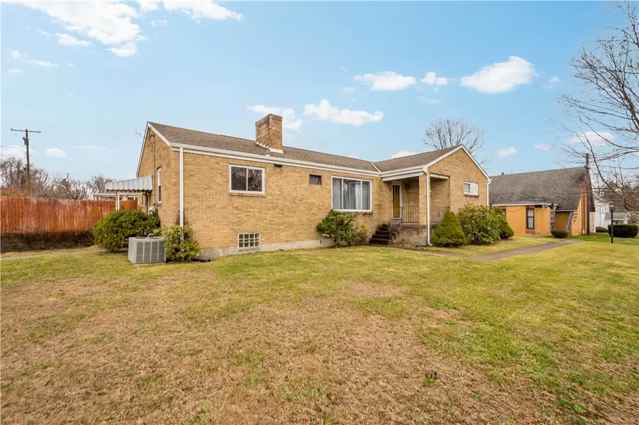 112 Washington Ave, Midway, PA 15060 | Move Up with ERA