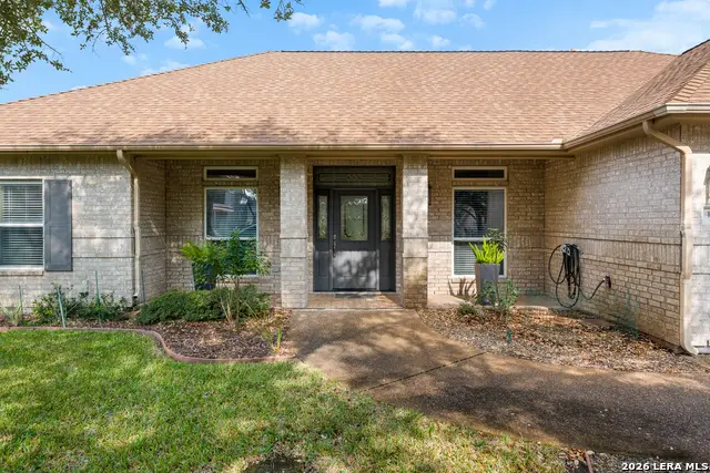 104 Peachtree, Rockport, TX 78382 | Move Up with ERA
