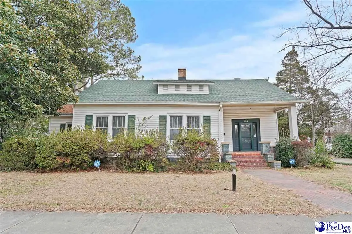 218 Huger St, Cheraw, SC 29520 | Move Up with ERA