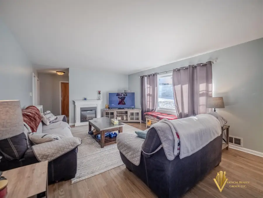 2440 E 7th Street, Casper, WY 82609 | Move Up with ERA